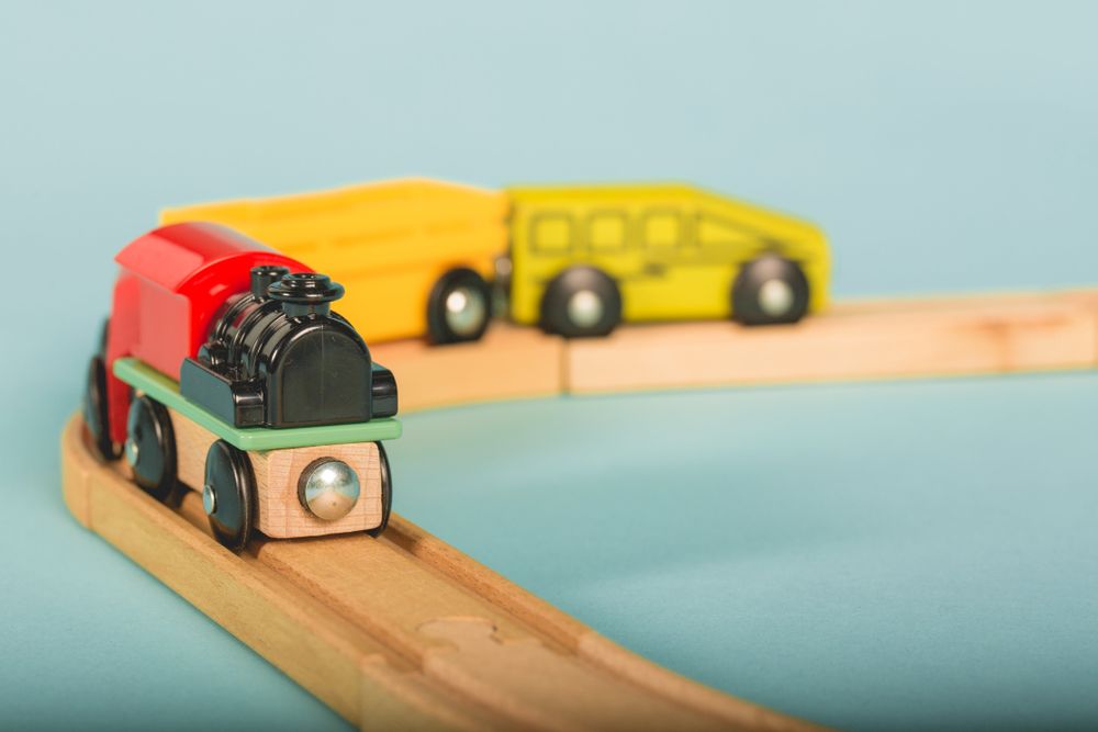 Ultimate Guide to the Best Wooden Train Sets 2022